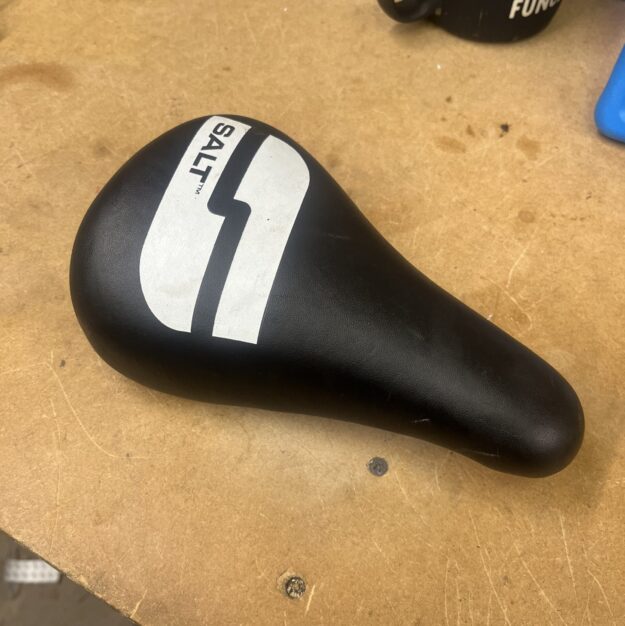 Salt bmx seat - SHIFTA BIKE
