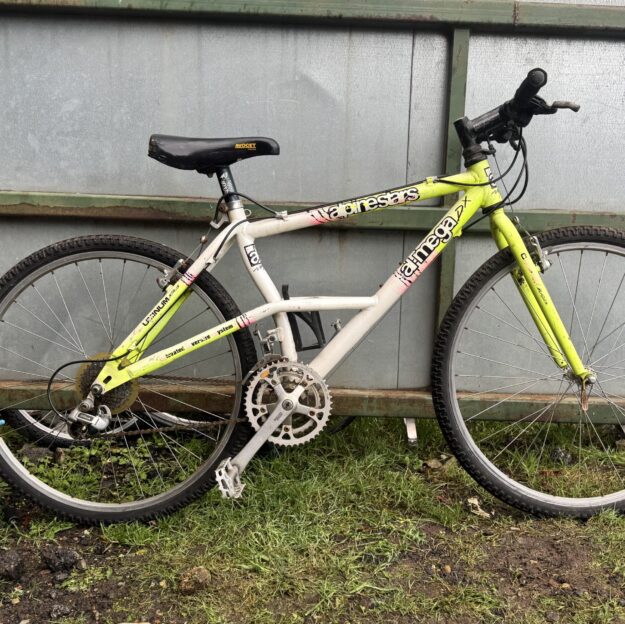 Alpinestar al-mega Retro 90's MTB - Dx 26” wheel - Deore Dx groupset ...